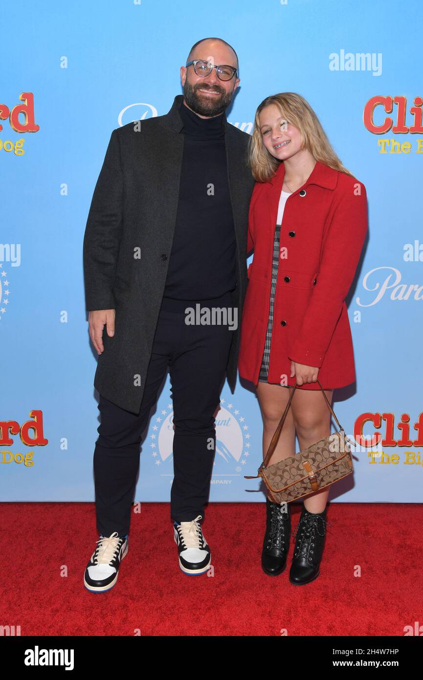 New York, USA. 04th Nov, 2021. (L-R) Blaise Hemingway and Rose ...