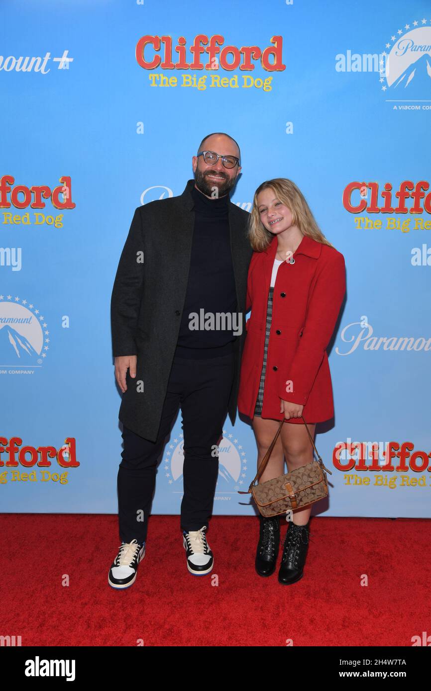New York, USA. 04th Nov, 2021. (L-R) Blaise Hemingway and Rose ...