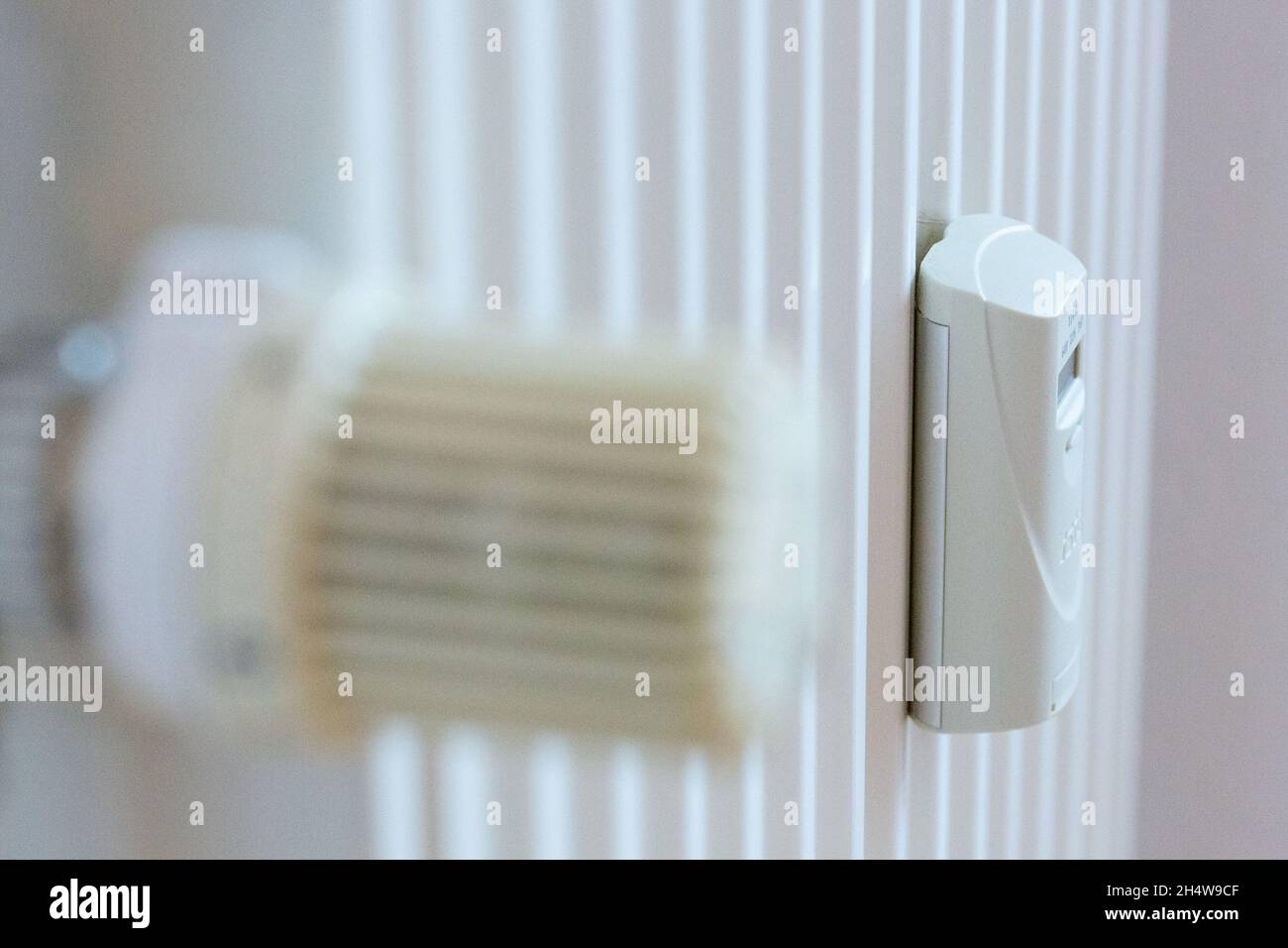 Heating meter reader ista hi-res stock photography and images - Alamy