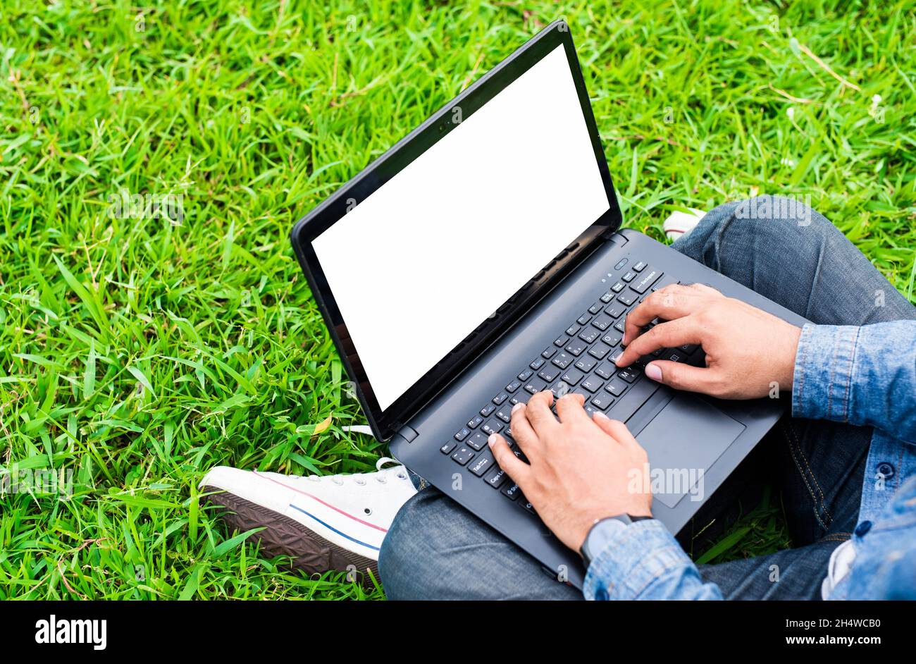 Hand and texting hi-res stock photography and images - Alamy