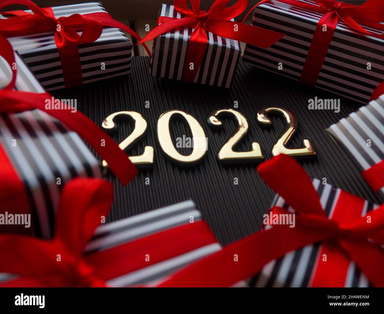 2022 calendar gold black hi-res stock photography and images - Alamy