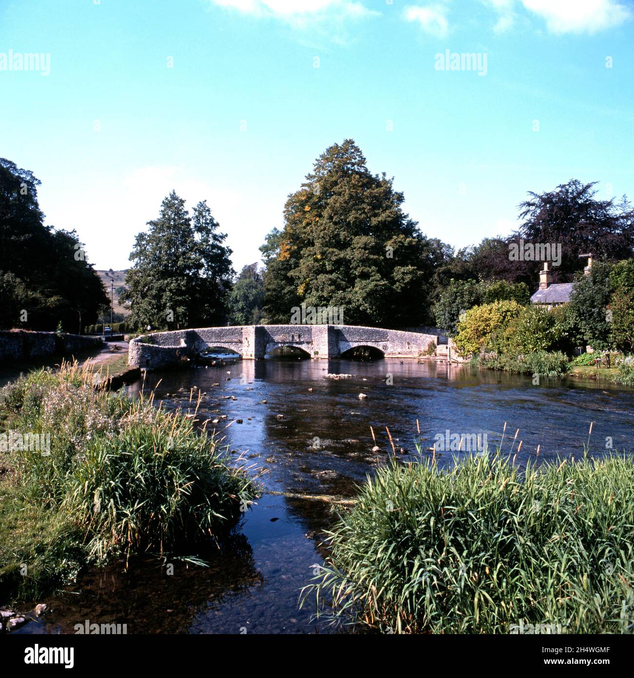The Sheepwash bridge in the Derbyshire Peak District National Park ...