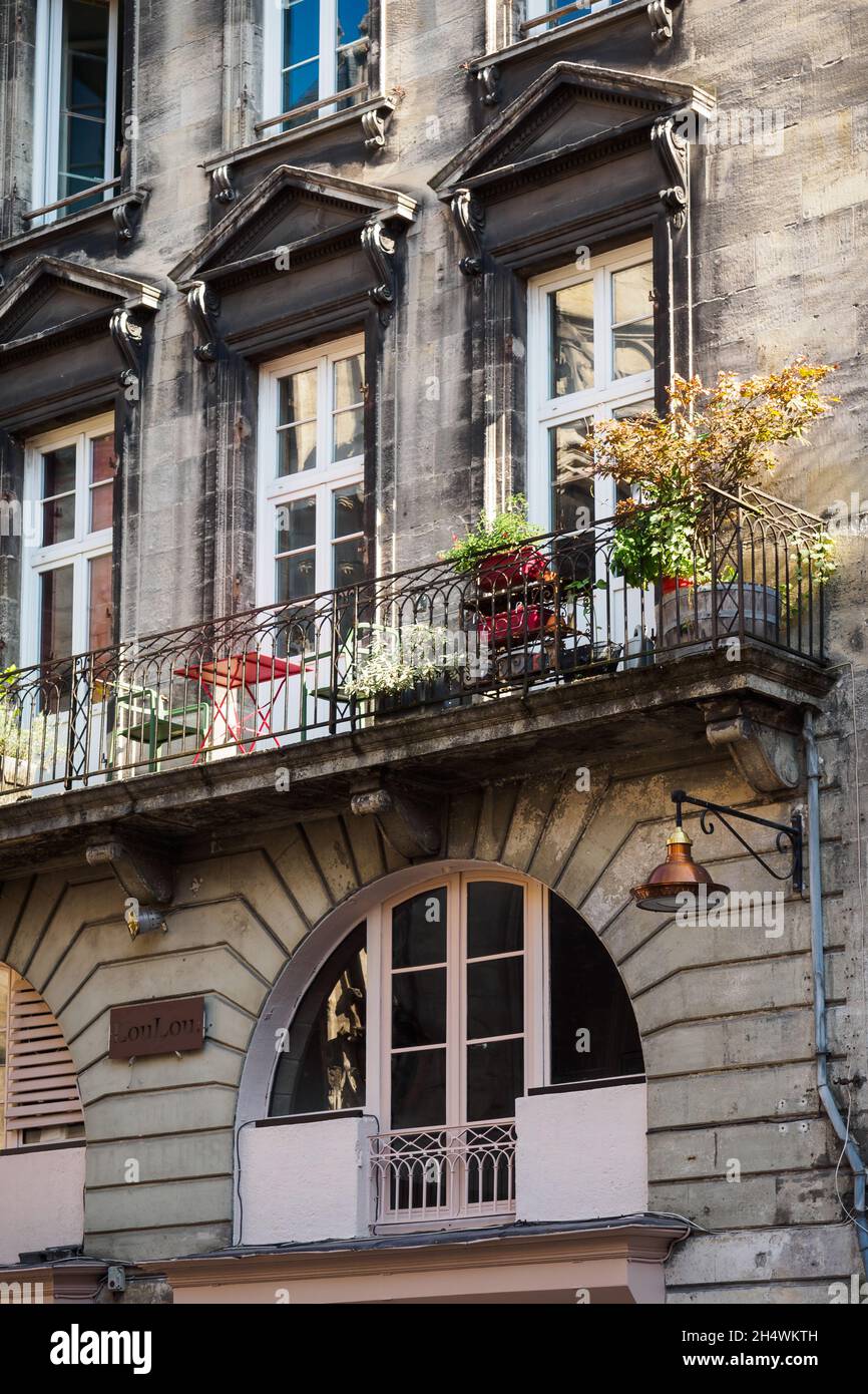 Traditional medieval french architecture hi-res stock photography and ...