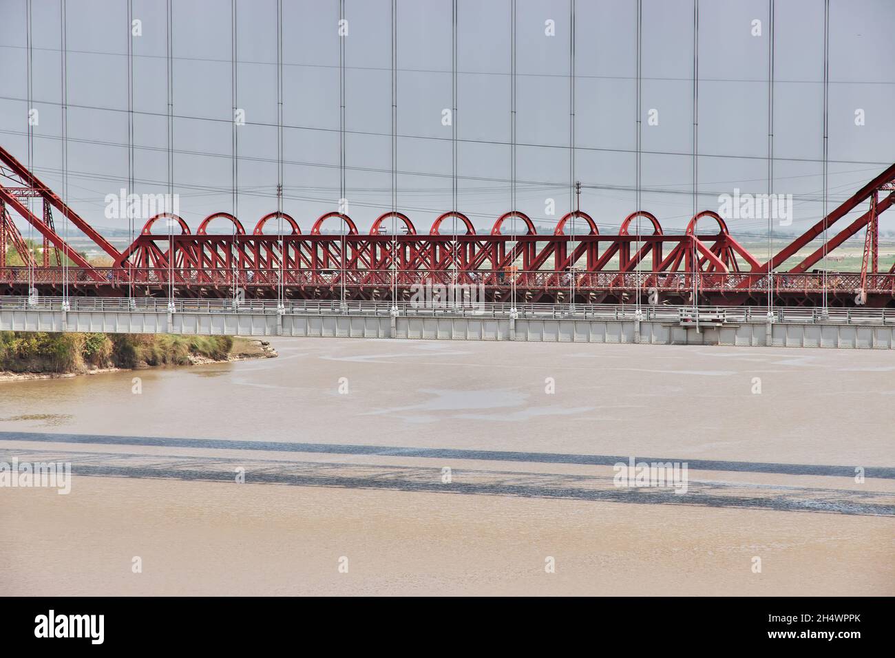 Lansdowne Bridge on Indus river, Sukkur, Pakistan Stock Photo - Alamy