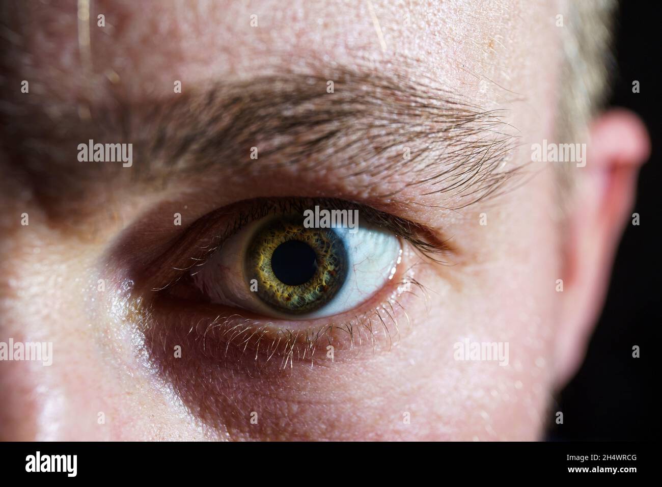 Dramatic close up female eye hi-res stock photography and images - Alamy