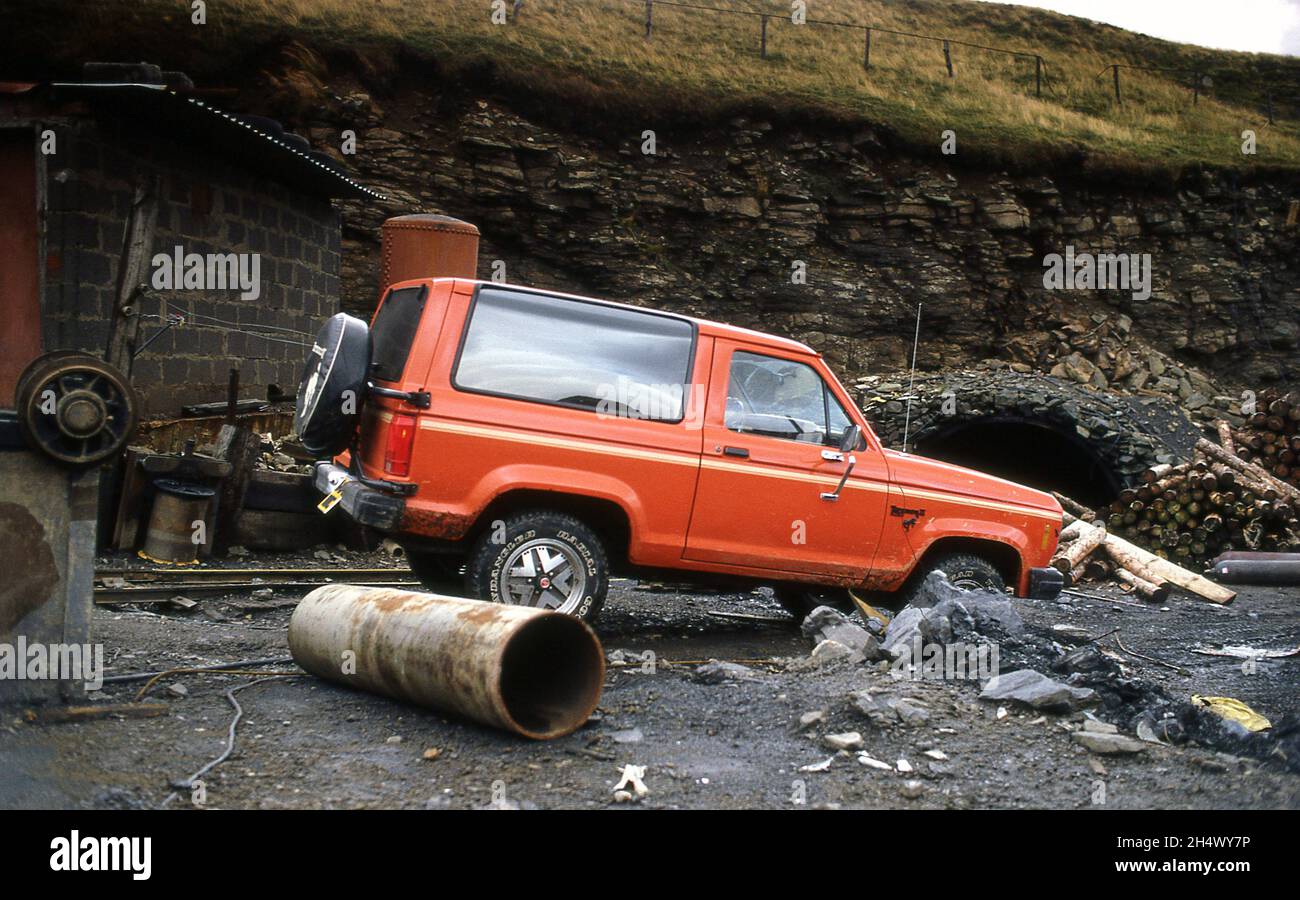 1983 ford bronco hi-res stock photography and images - Alamy