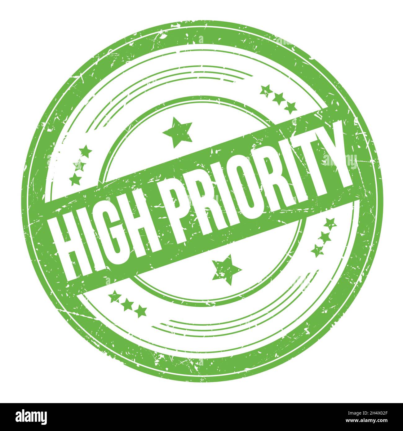 HIGH PRIORITY text on green round grungy texture stamp Stock Photo - Alamy