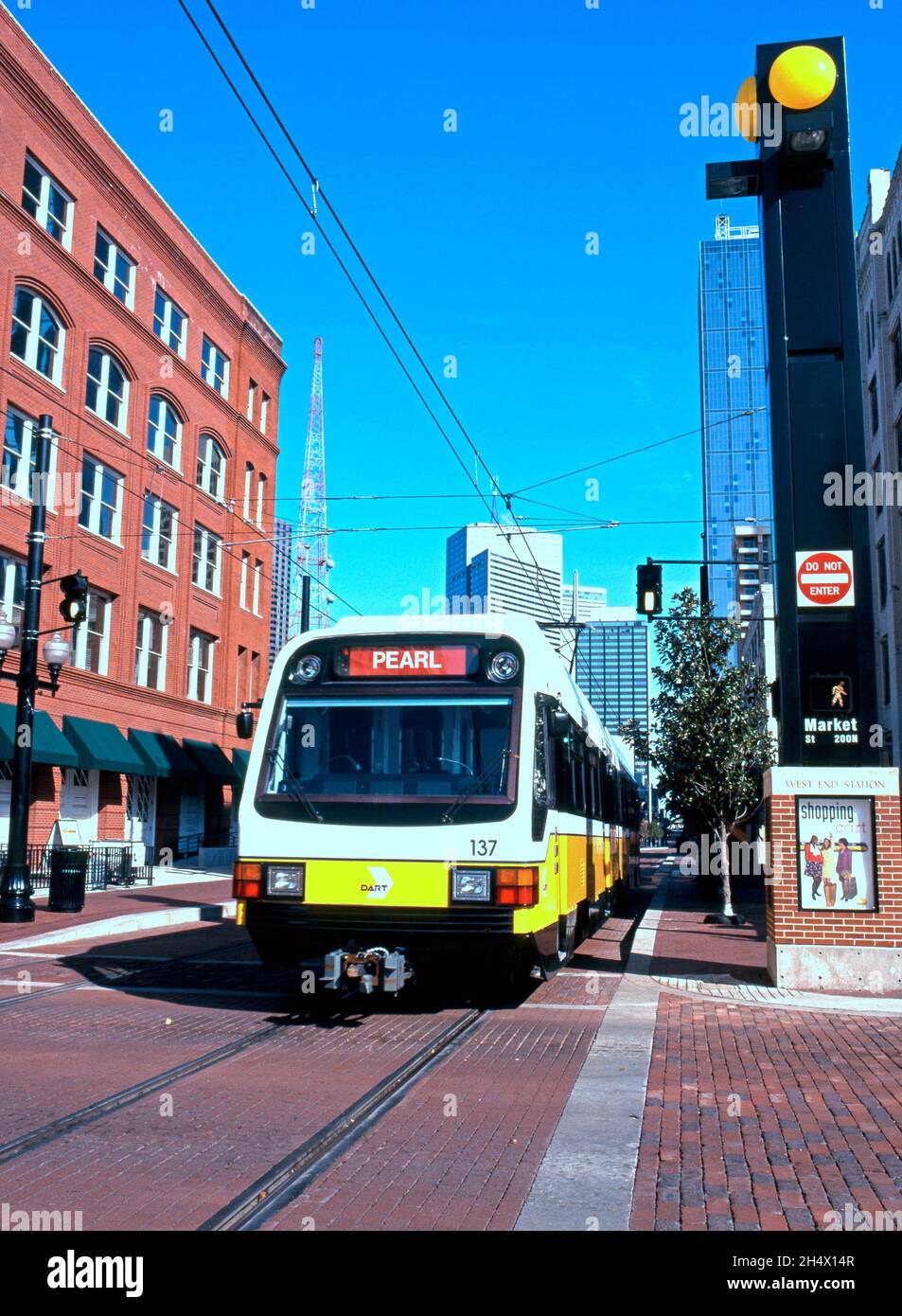 American rail systems hi-res stock photography and images - Alamy