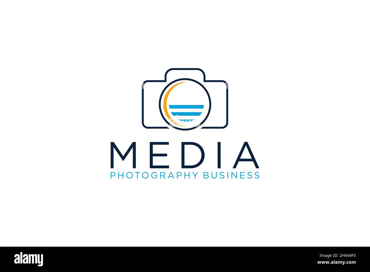 Photography logotype. Minimalist photography logo concept, fit for lens ...