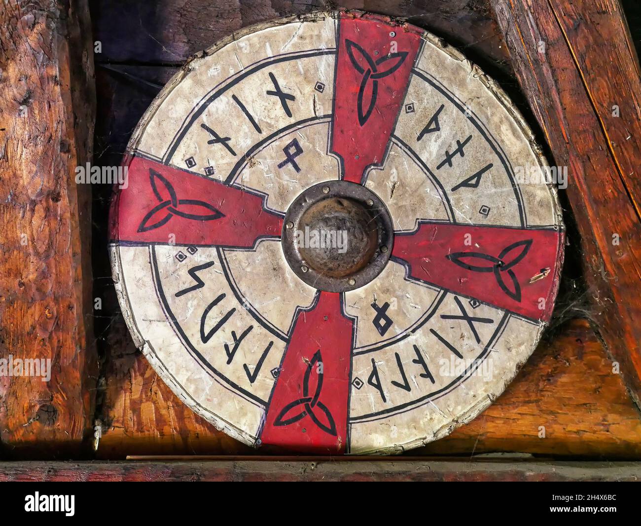 Wooden medieval round shield, viking shield Stock Photo - Alamy