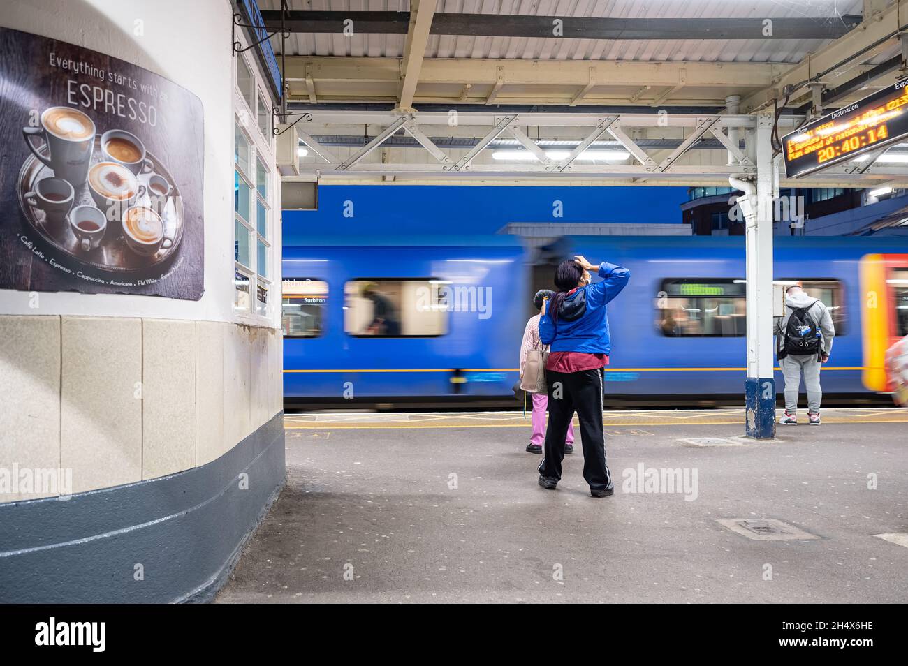 Surbiton Railway Station, Surbiton, London Stock Photo - Alamy
