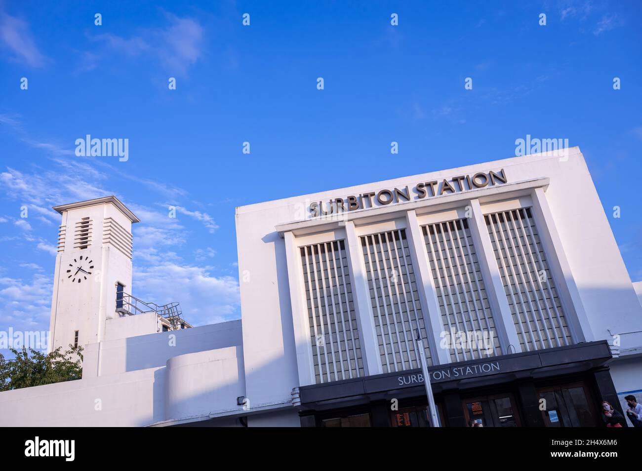 Surbiton Railway Station, Surbiton, London Stock Photo - Alamy