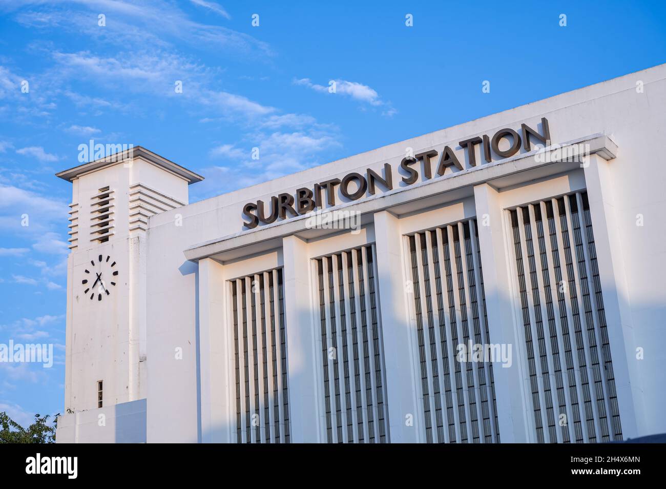 Surbiton Railway Station, Surbiton, London Stock Photo - Alamy