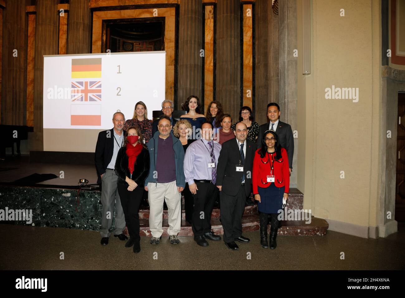 PETER ARNADE, LAURA und SABINE LANDSBERGER,DAN PERI, TAMARA MEYER,JODI ...