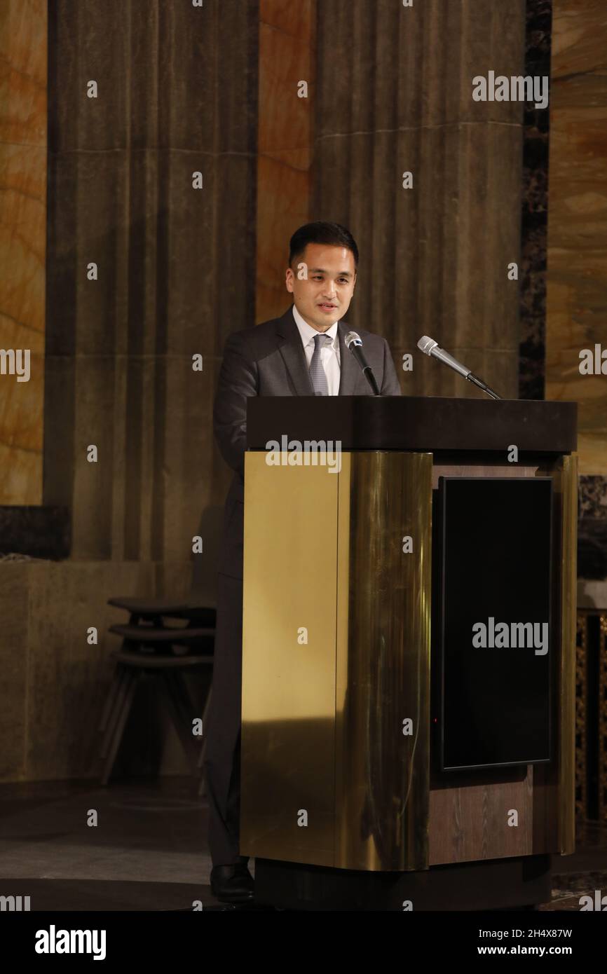 Kenichiro (Ken) Toko, U.S. Consul General in Leipzig bei: UNSERE ...