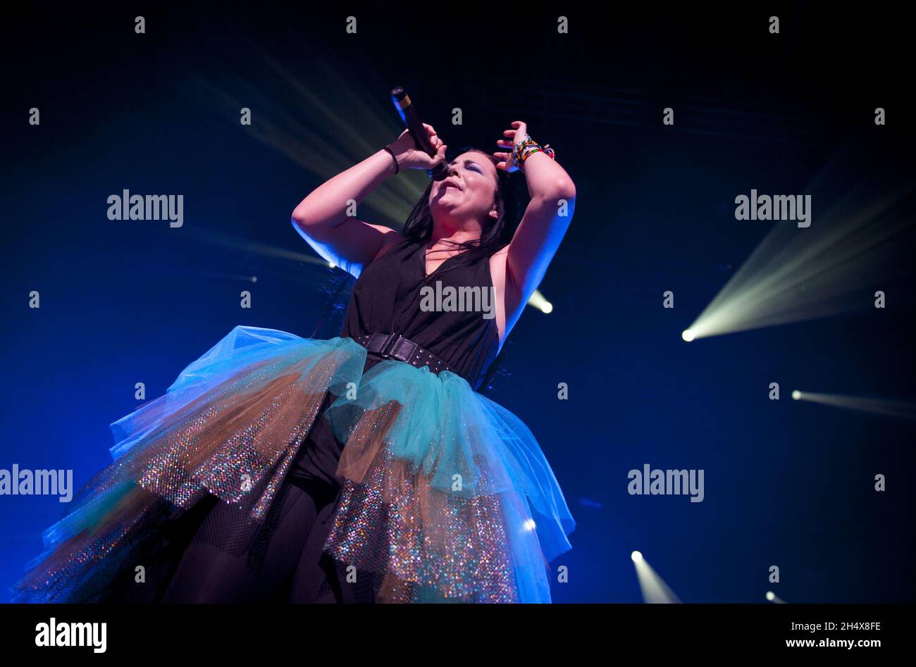Evanescence on stage hi-res stock photography and images - Alamy