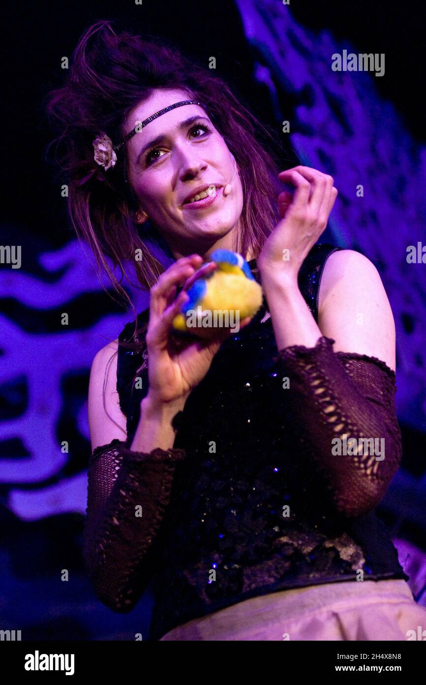Imogen heap hi-res stock photography and images - Alamy