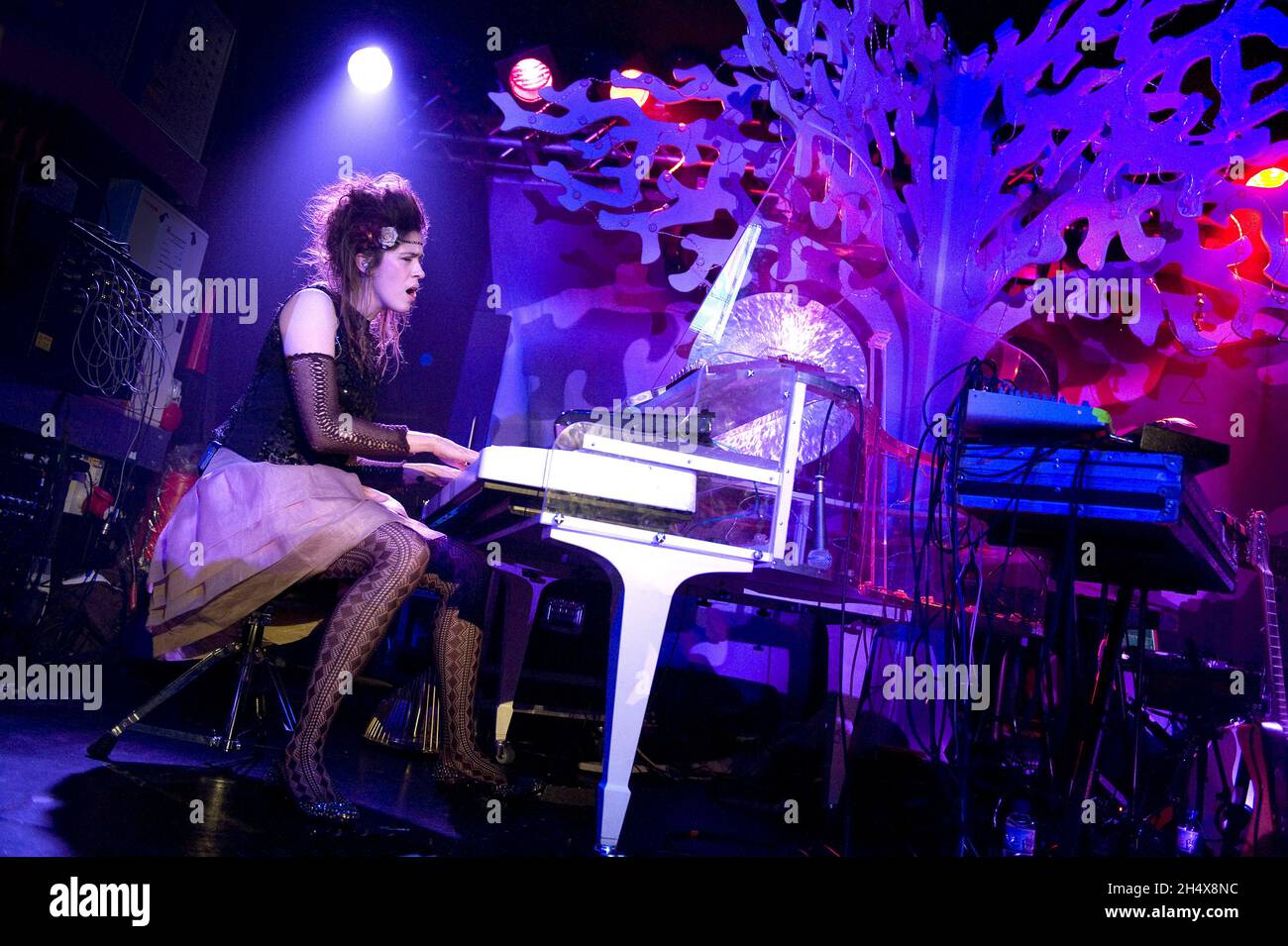Imogen Heap live in concert at the 02 Academy in Birmingham Stock Photo ...