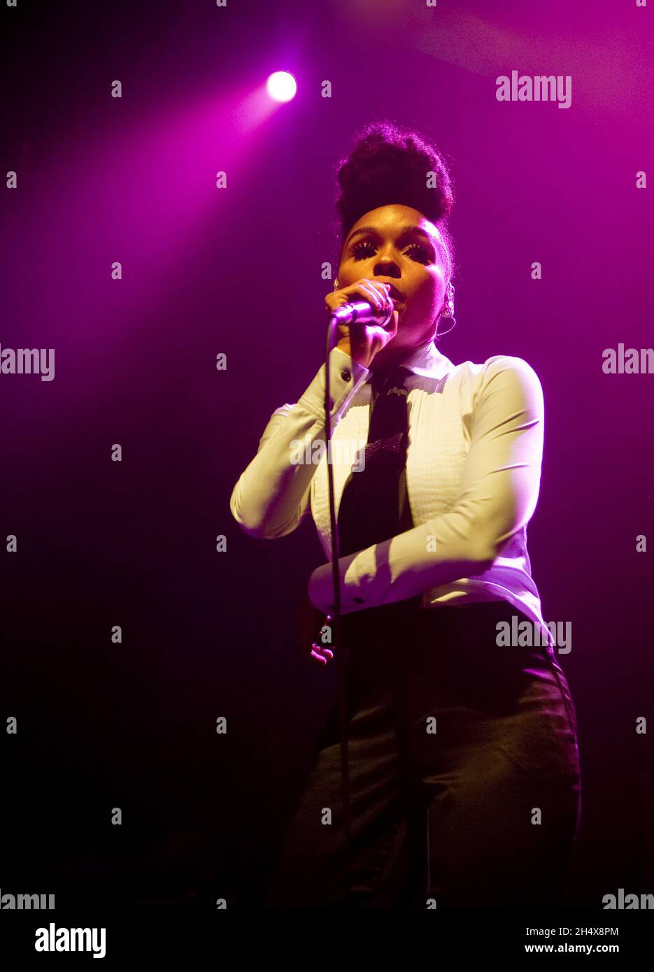 Janelle monae music concert hi-res stock photography and images - Alamy