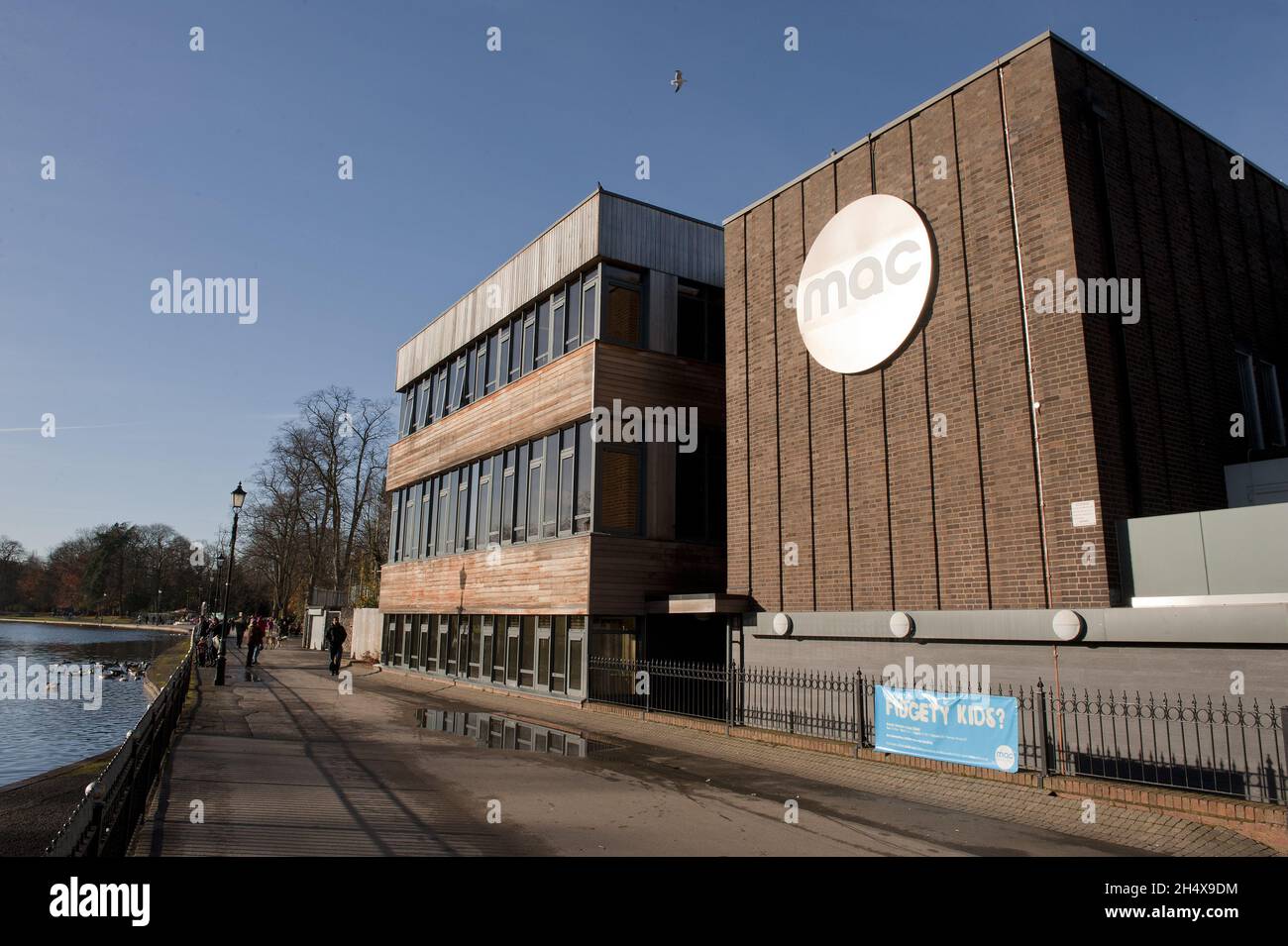 Midlands art hi-res stock photography and images - Alamy
