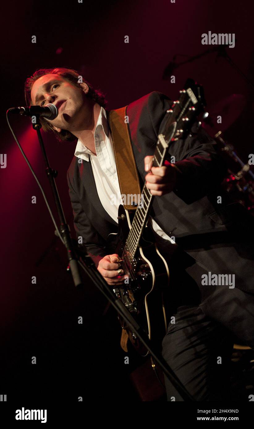 Willy mason hi-res stock photography and images - Alamy