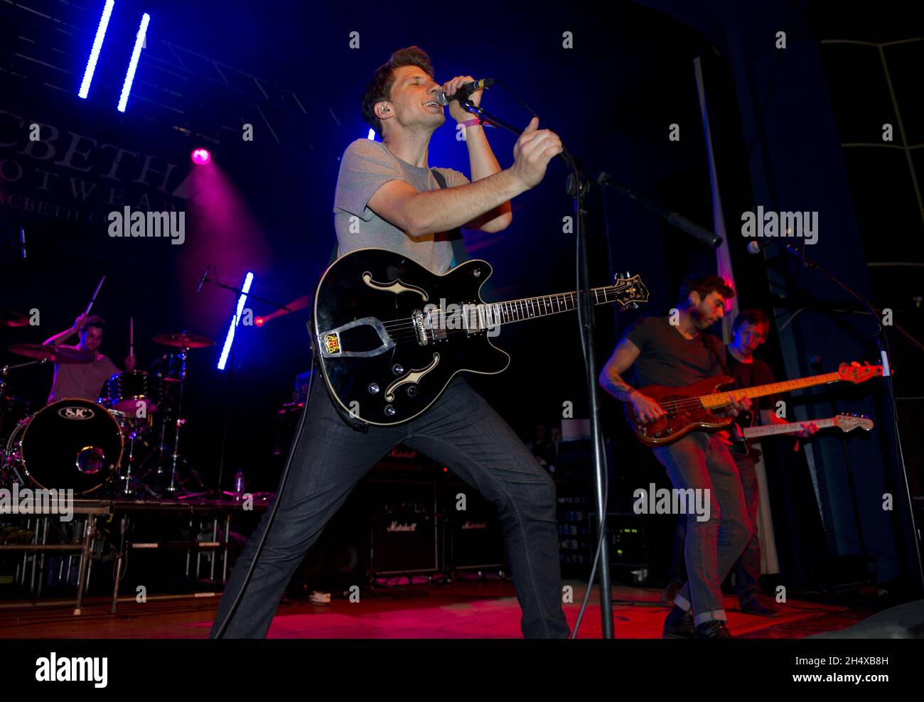 Early November in concert during Slam Dunk Festival 2013 ...