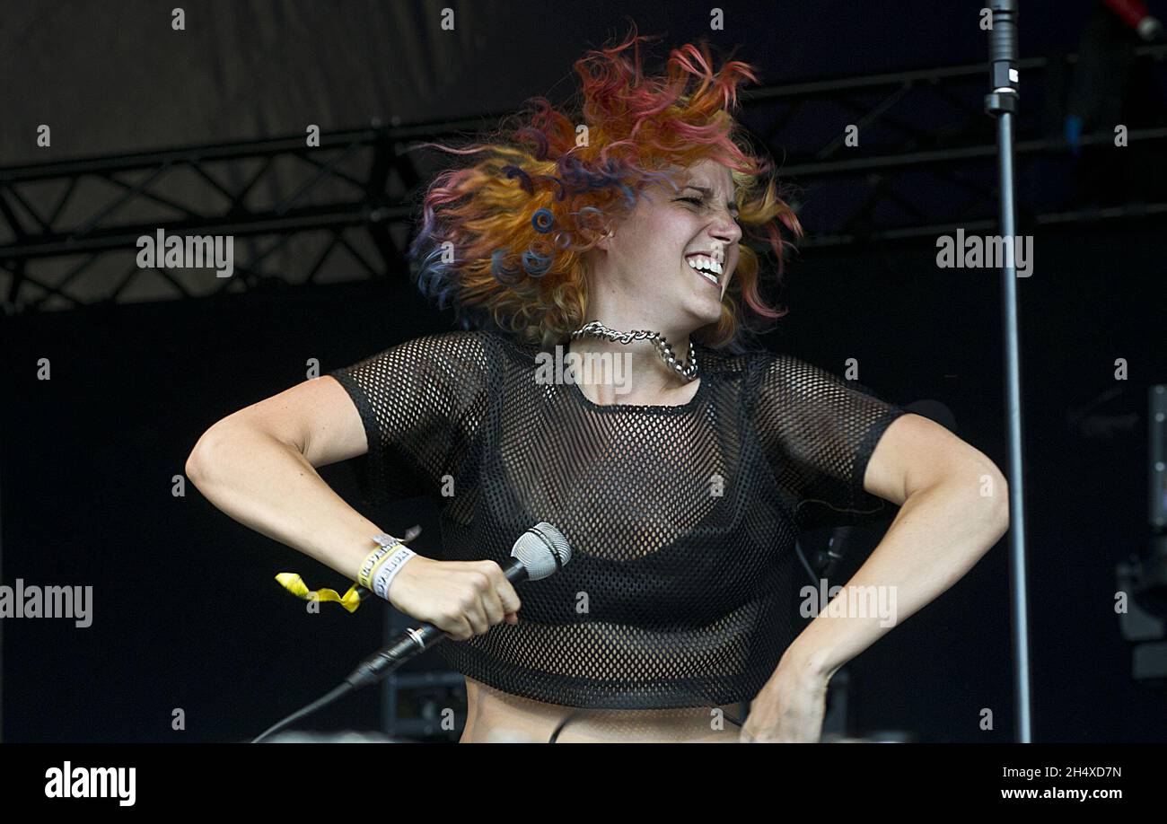 Lizzy Plapinger of MS MR in concert during Lovebox Festival 2013 in ...