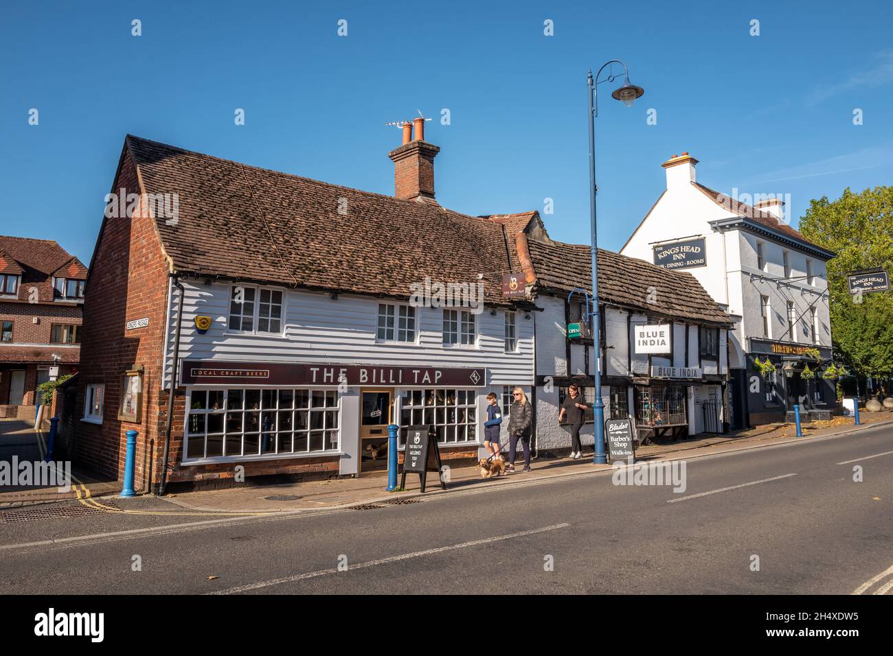 Billingshurst High Street Stock Photo - Alamy