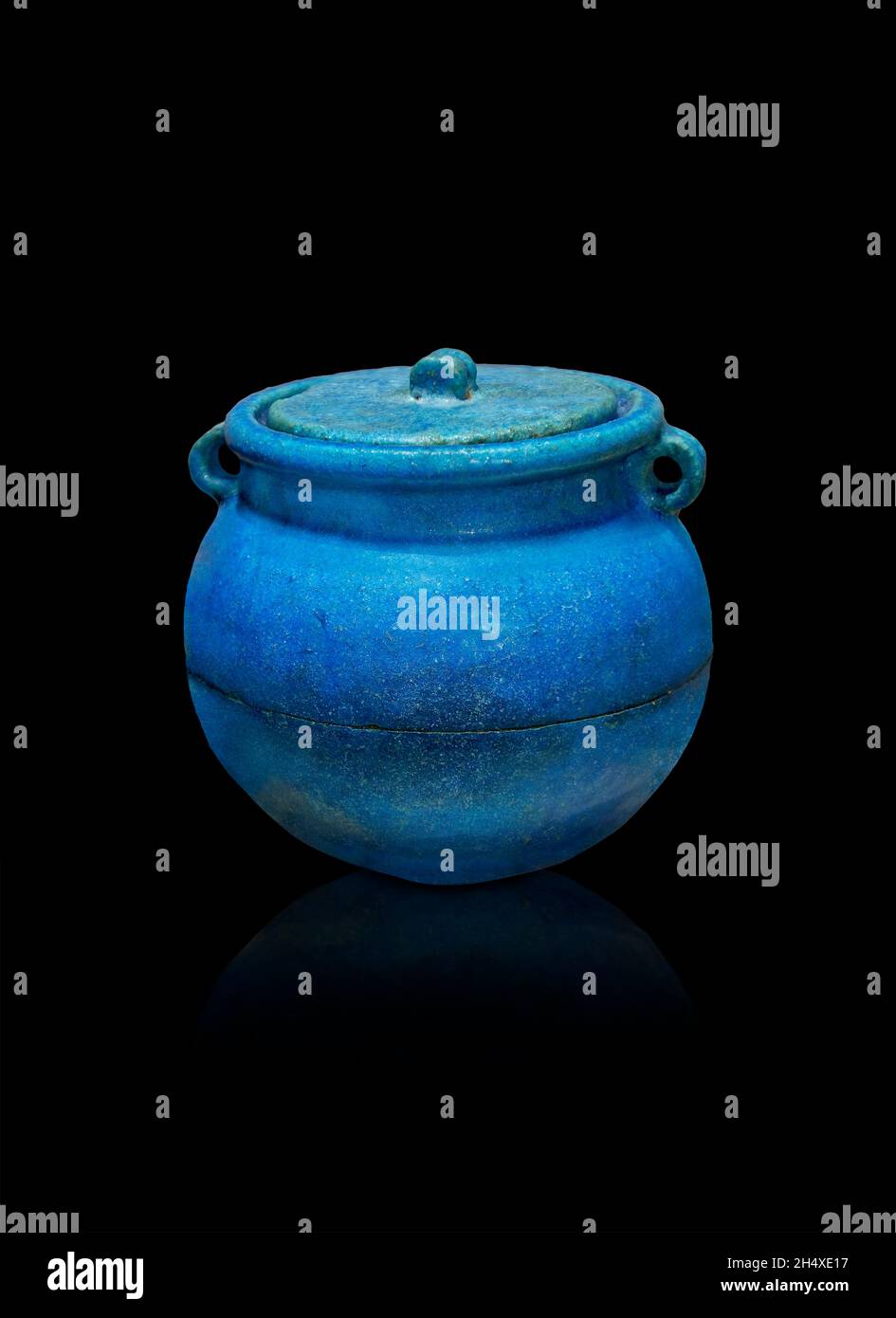 Romanegyptian pot hi-res stock photography and images - Alamy