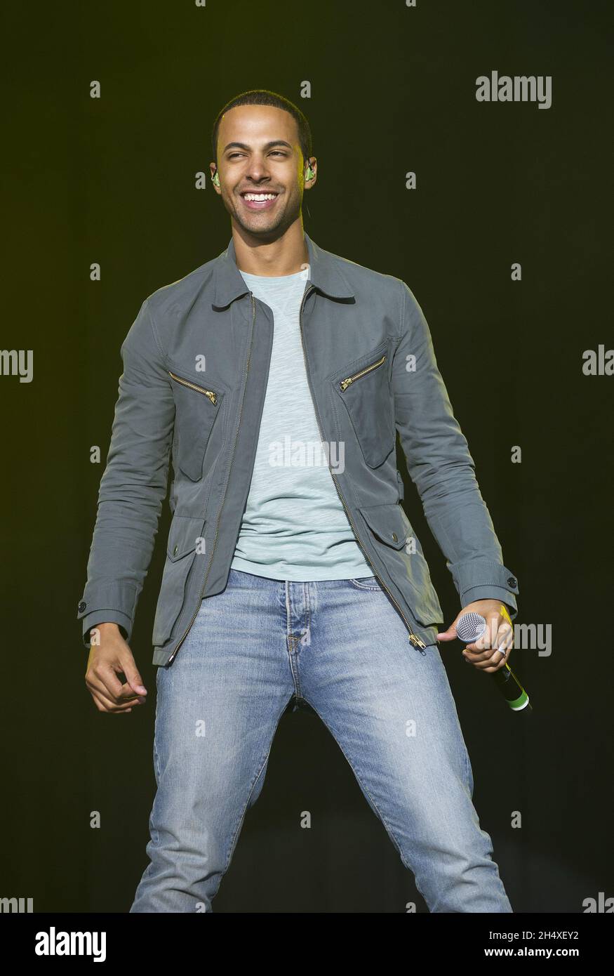 Entertainment jls hi-res stock photography and images - Alamy
