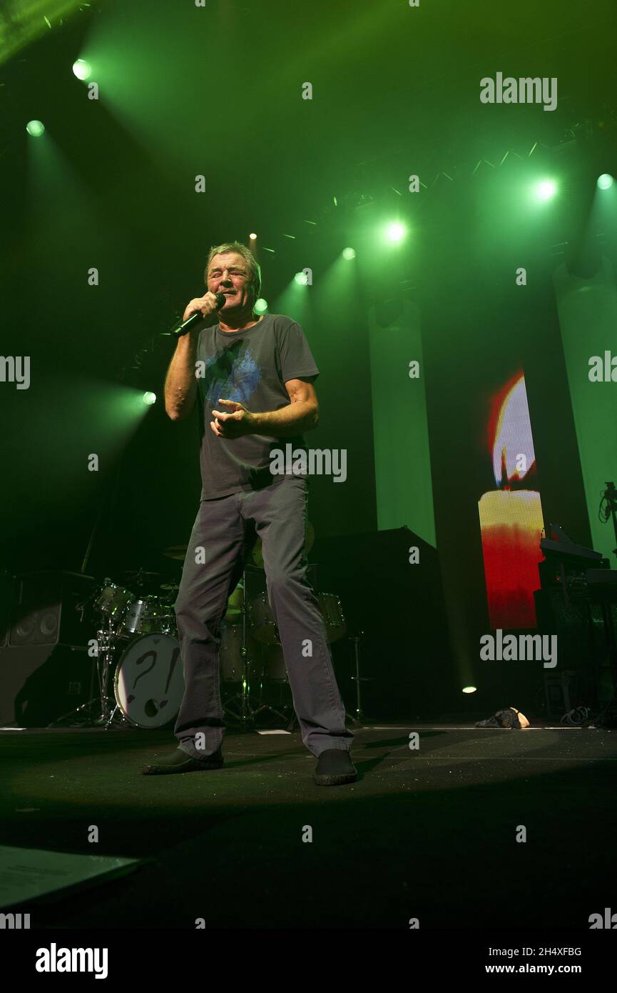 Ian Gillan of Deep Purple performs live on stage at National Indoor ...