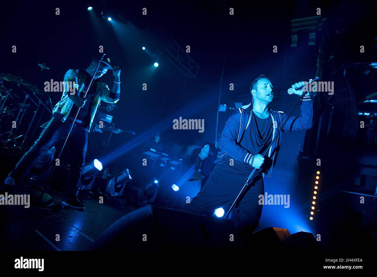 Simon webbe hi-res stock photography and images - Alamy