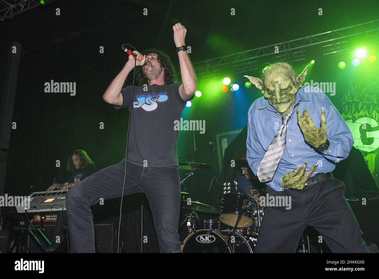 John Goblikon, Scorpion and Brandon Frenzel of Nekrogoblikon live on ...