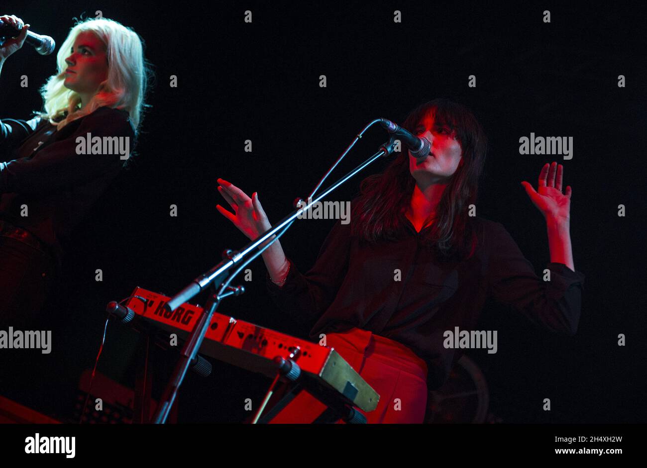 Miranda Kilbey and Elektra Kilbey of Say Lou Lou live on stage Stock ...