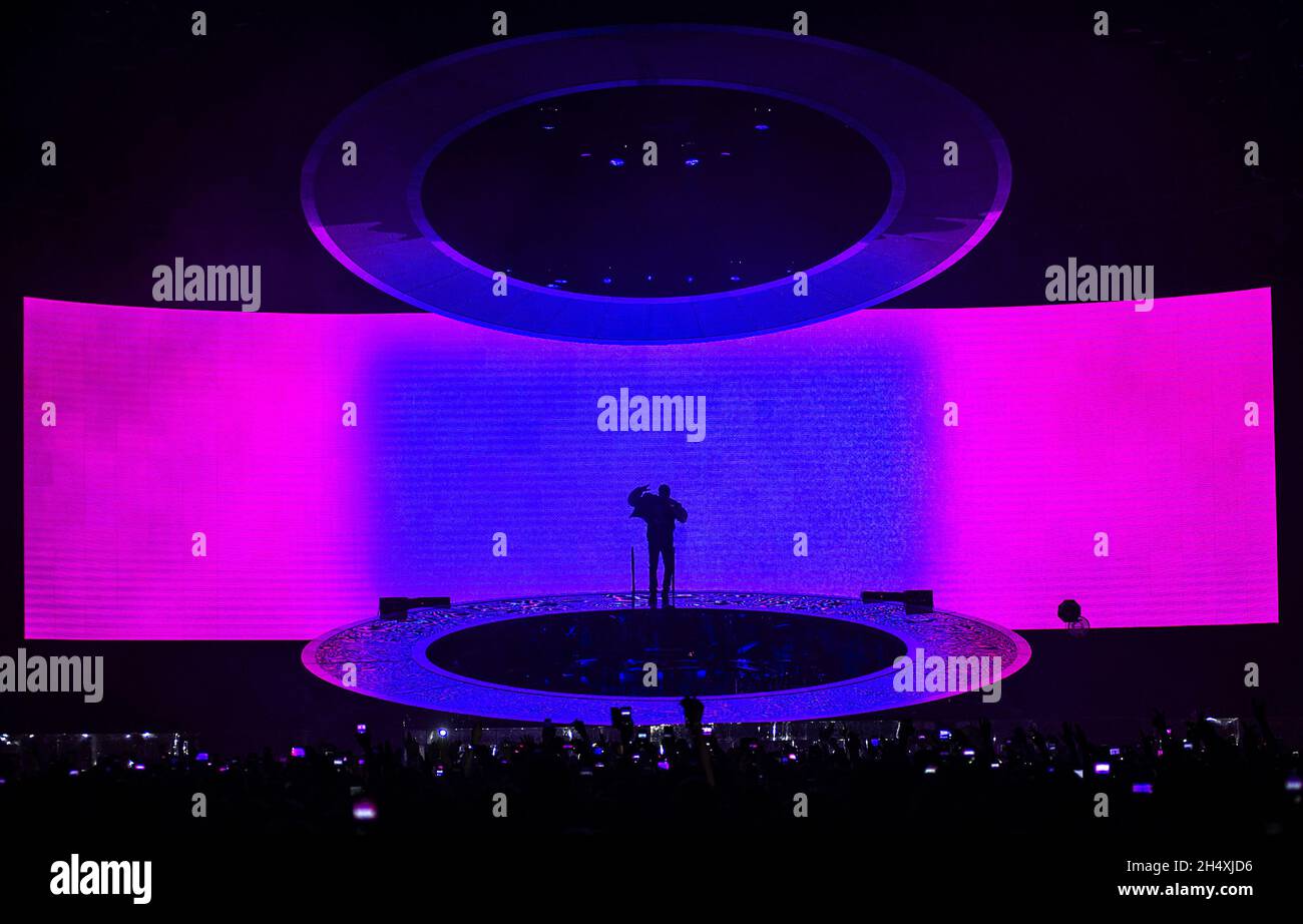 Drake live on stage on 20th March 2014 at the NIA - Birmingham Stock ...