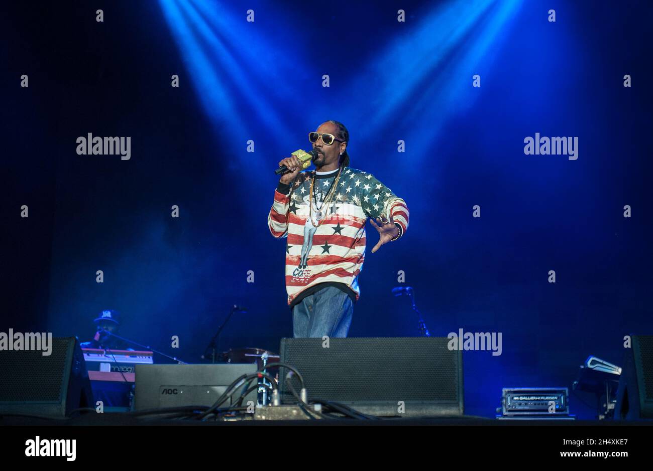 Snoop Dogg live on stage during the first day of Parklife Weekender ...