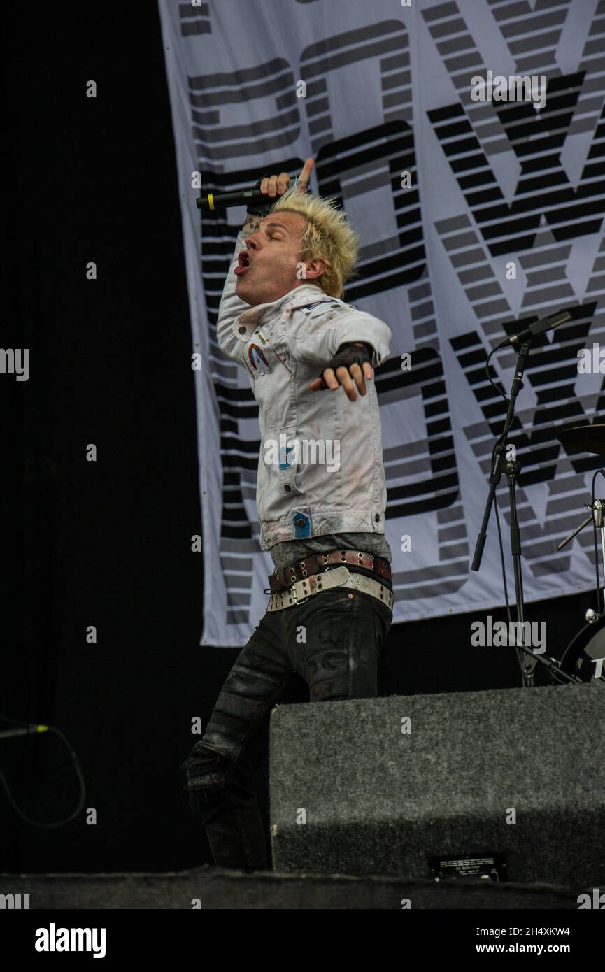 Powerman 5000 concert hi-res stock photography and images - Alamy