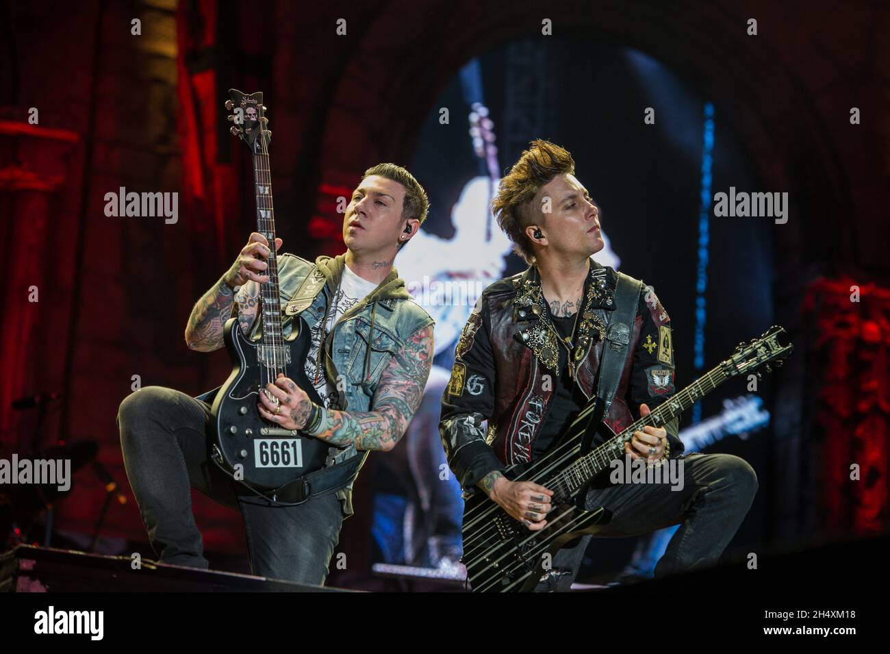 Zacky Vengeance And Synyster Gates Guitarists Zacky Vengeance L