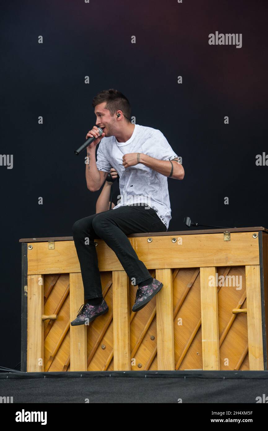 Tyler Joseph of Twenty One PIlots live on stage on day 2 at Download ...