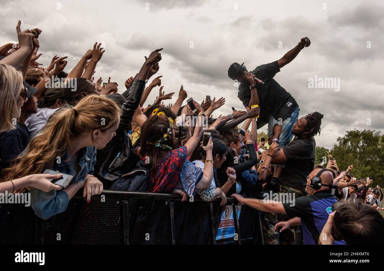 Bobby Ray Simmons, Jr. aka B.o.B taking selfies with the crowd on day 1 ...