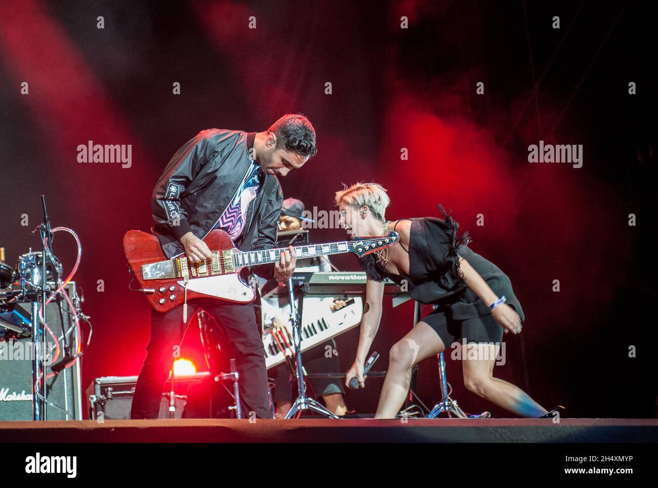 Amir amor and anne marie of rudimental hi-res stock photography and ...