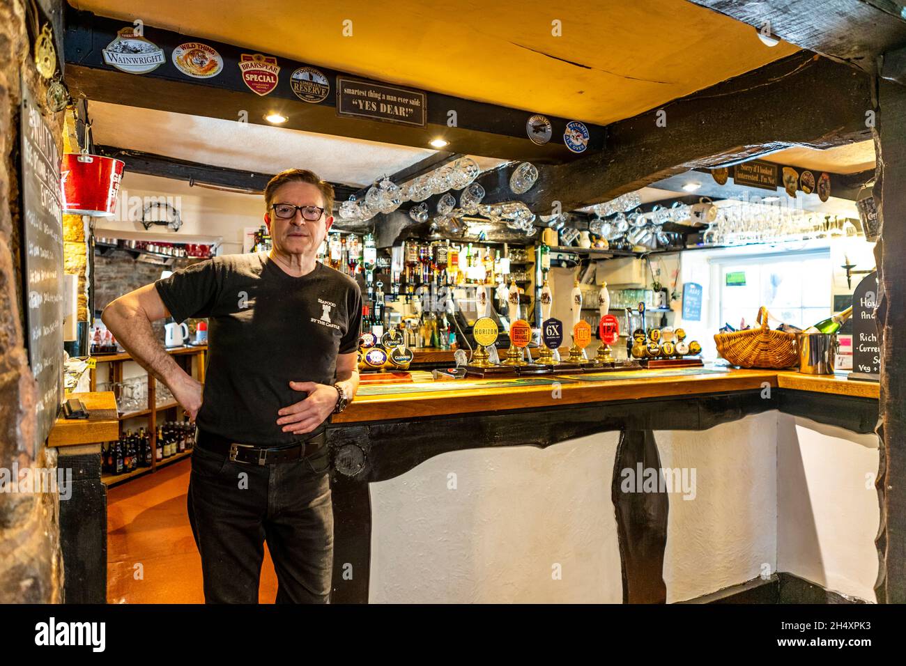 Ian Foley, The George pub, St Briavels Stock Photo - Alamy