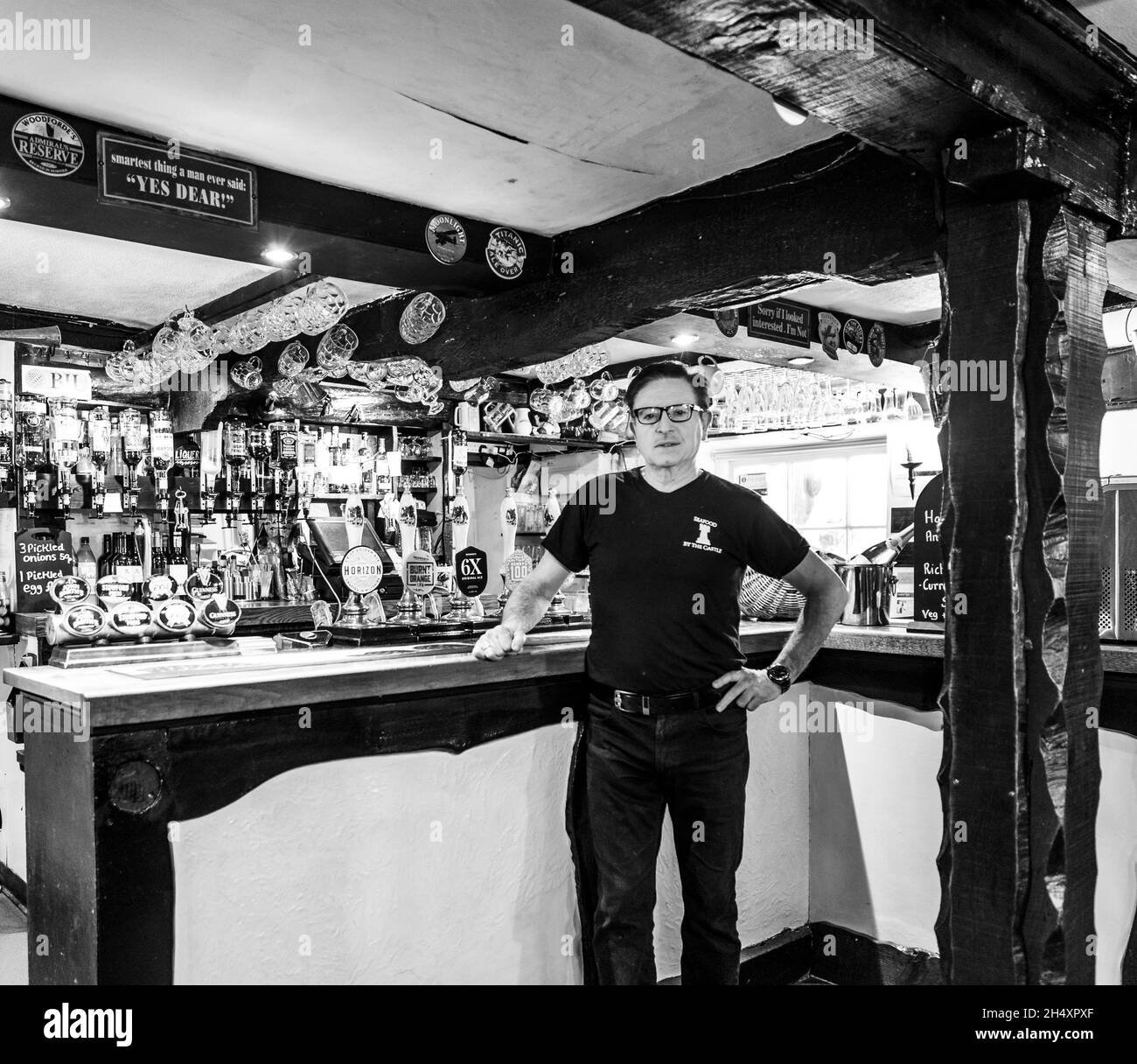 Ian Foley, The George pub, St Briavels Stock Photo - Alamy