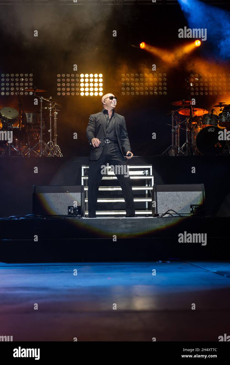 Pitbull rapper hi-res stock photography and images - Alamy