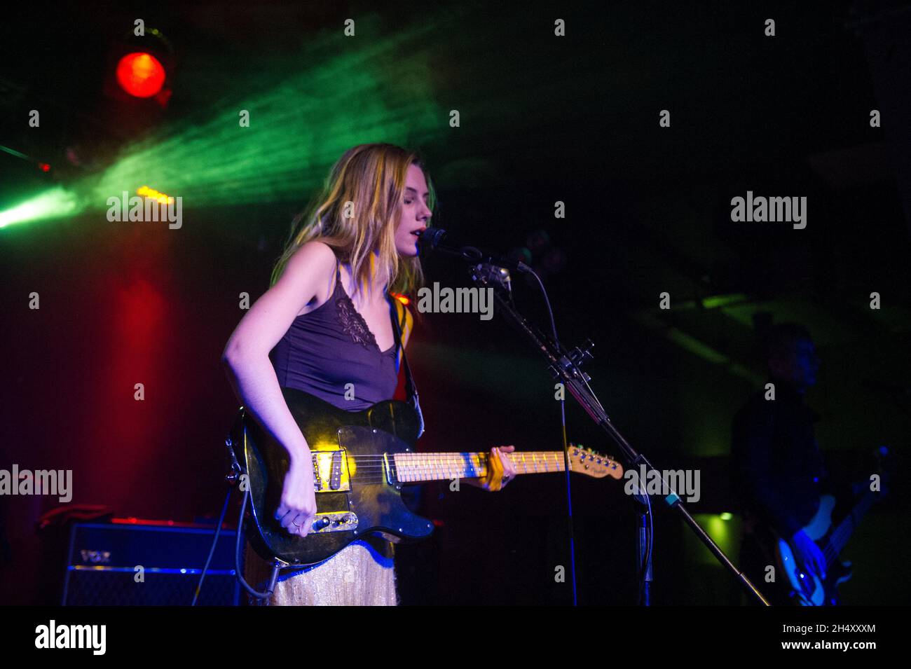 Ellie rowsell on stage hi-res stock photography and images - Alamy