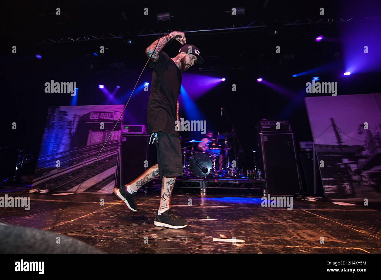 JJ Peters of Deez Nuts performing live on stage during IMPERICON ...