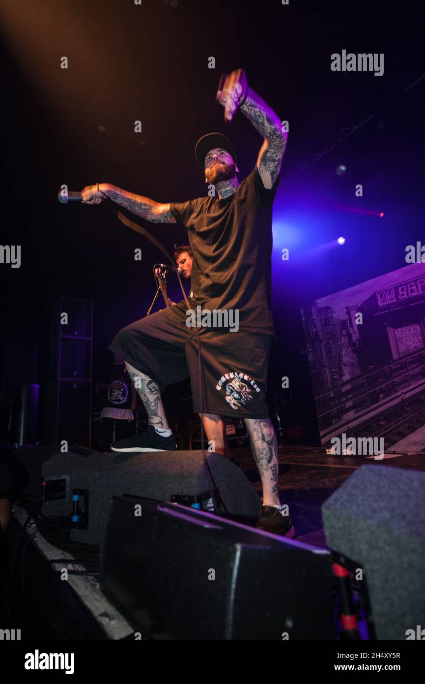 JJ Peters of Deez Nuts performing live on stage during IMPERICON ...