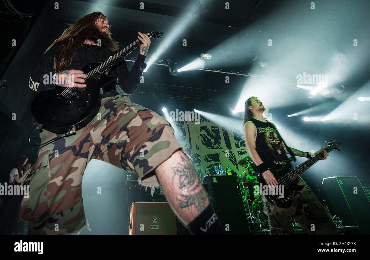 Mark Heylmun and Chris Garza of Suicide Silence performing live on ...