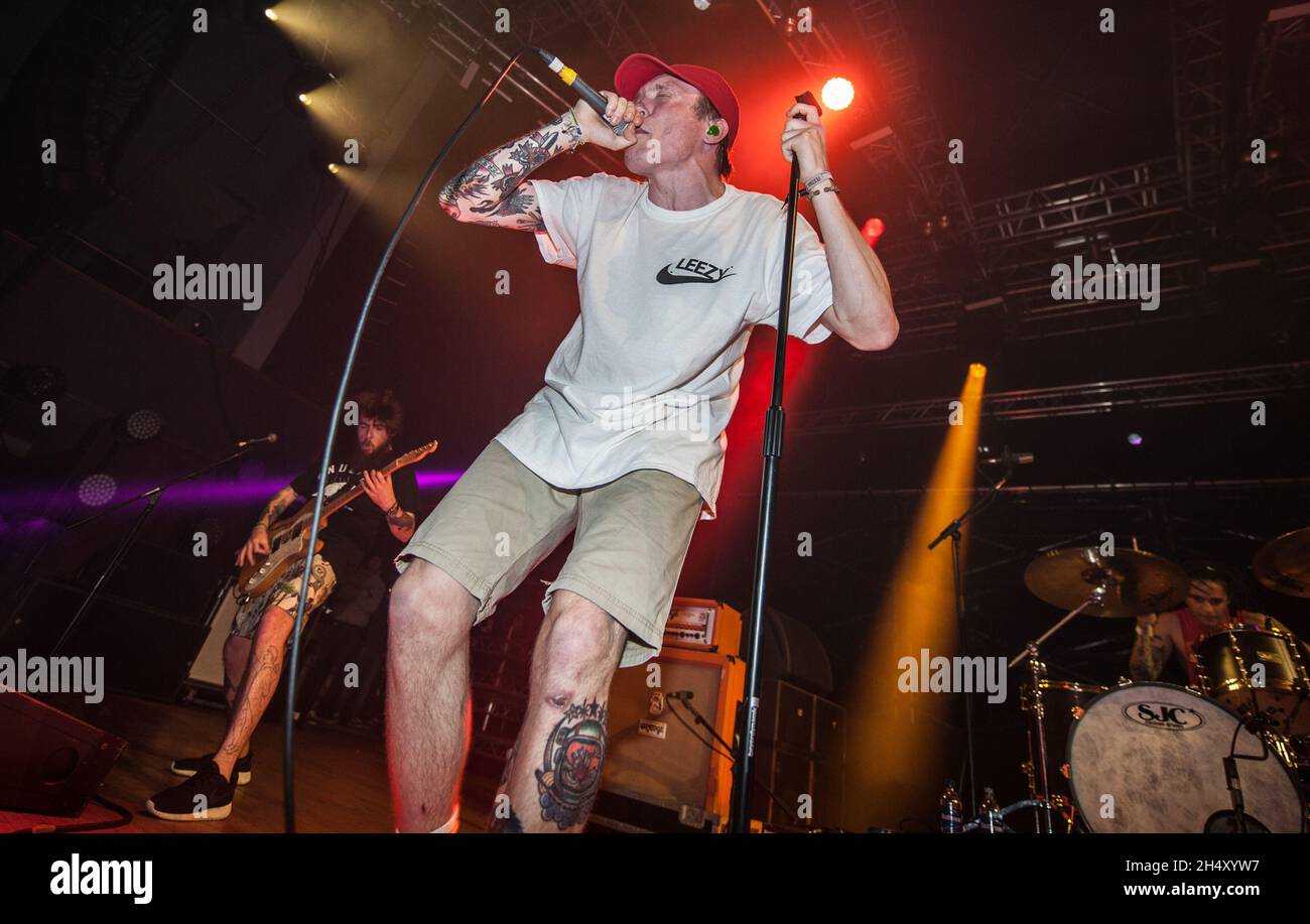 Ben Barlow of Neck Deep performing live at Slam Dunk festival on May 25 ...