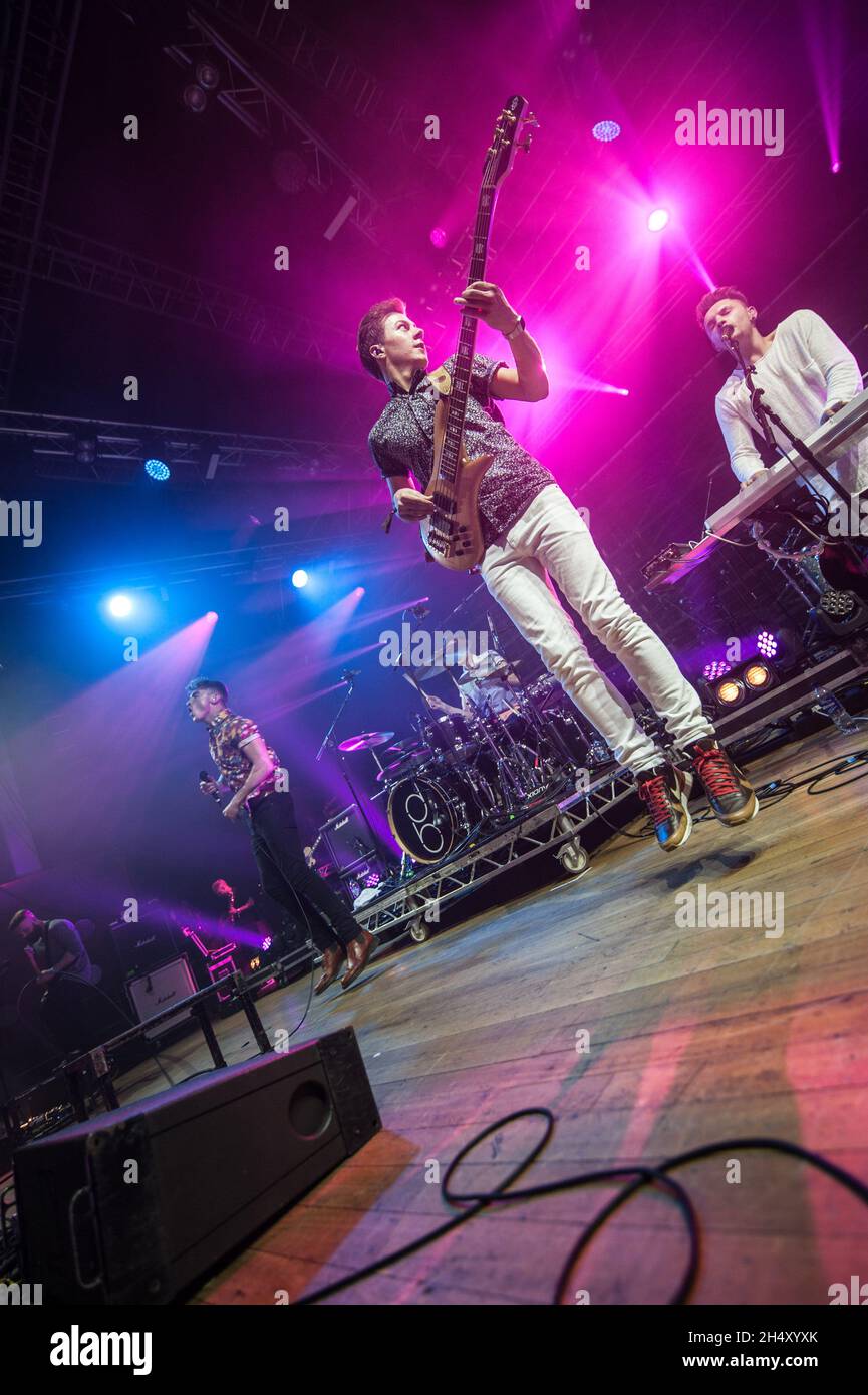 Rob Damiani of Don Broco performing live at Slam Dunk festival on May ...